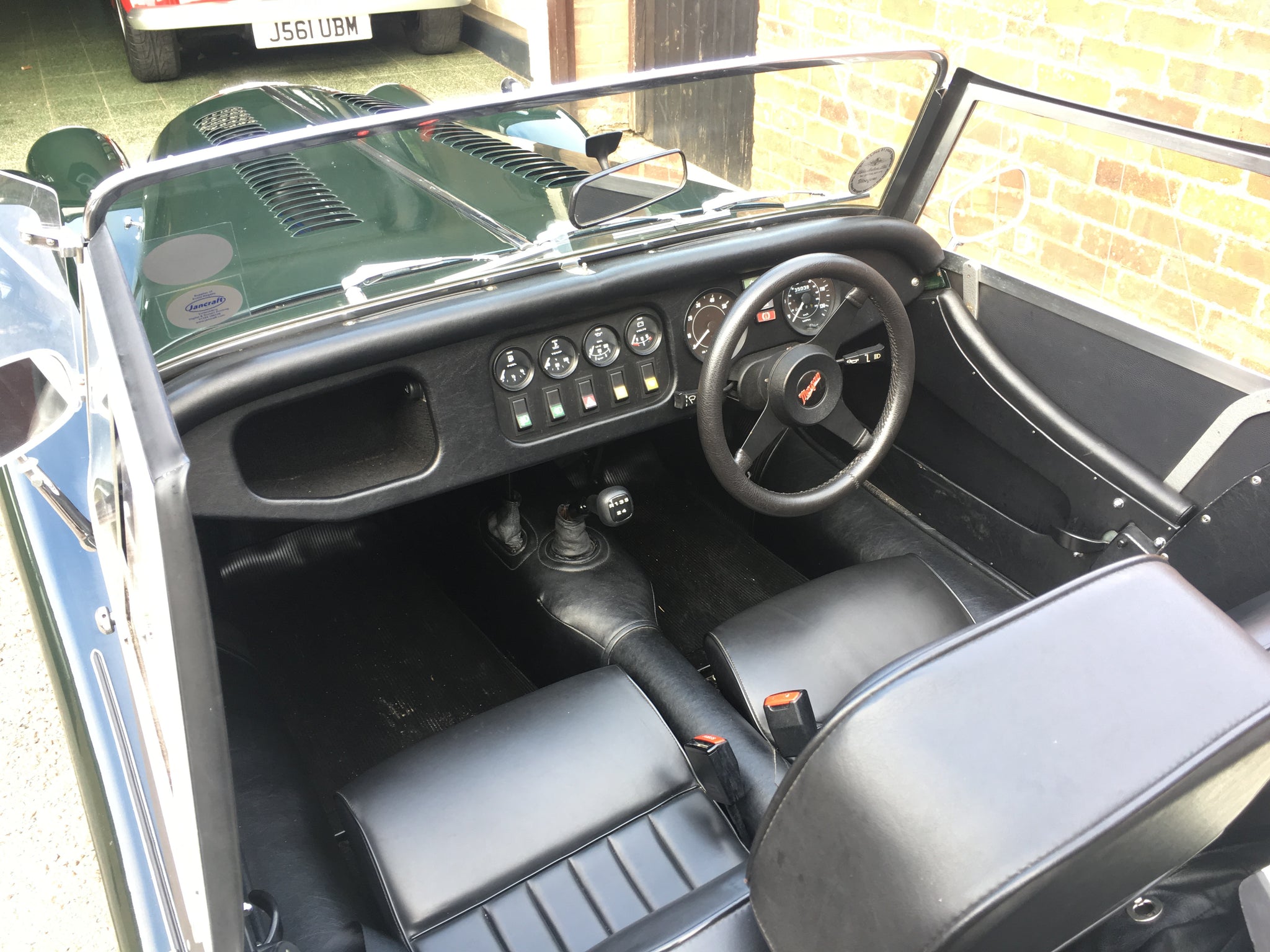 Morgan 4/4 (Connaught Green) 2-Seater - Courtyard Classic Cars